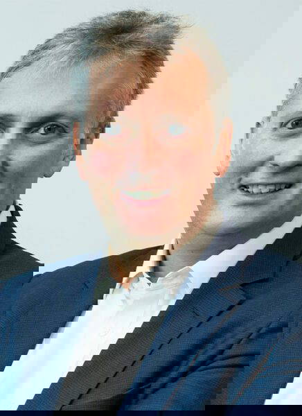 Senior Team Biographies - Falko